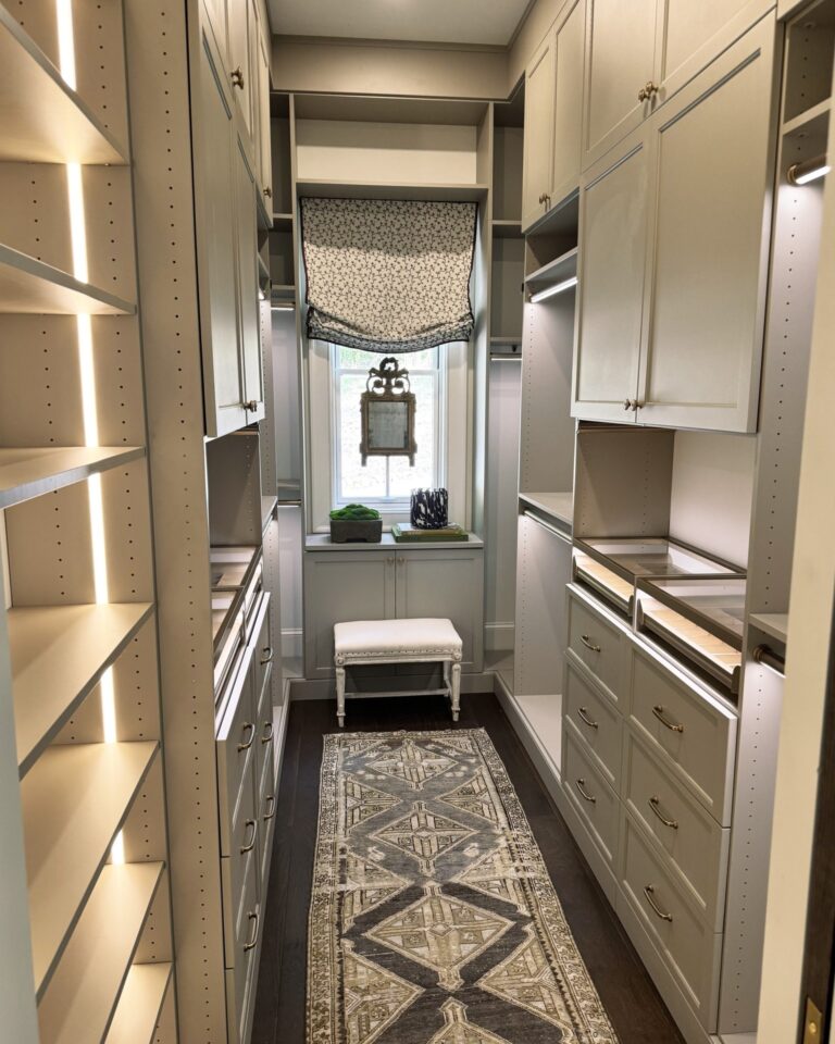 Des Moines Custom Closet Installation | Absolute Garage & Closets